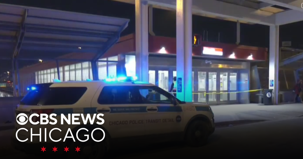 Teen shot on Red Line train - CBS Chicago