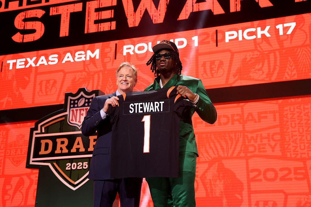 What were the 2025 NFL Draft Day 1 picks? See the list of first-round results. - CBS News