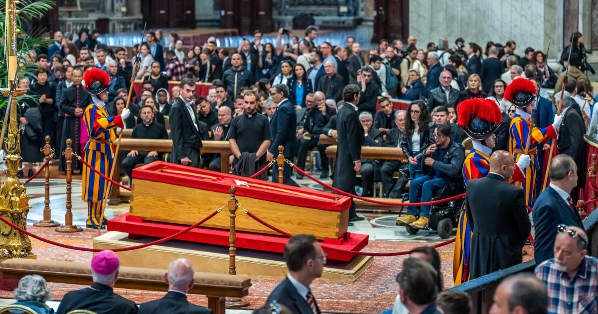 Unique ways Pope Francis' funeral and burial will differ from ...
