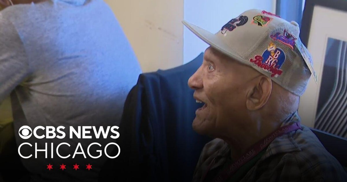 Chicago man with impressive story celebrates 103rd birthday - CBS Chicago