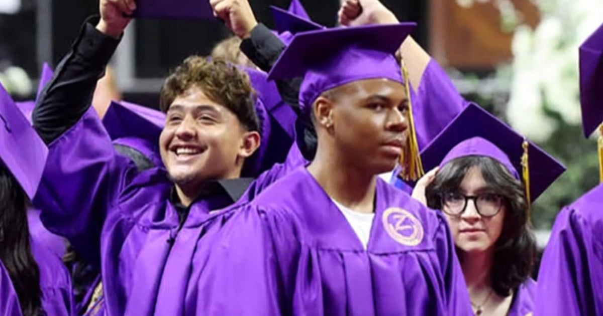 What to know about federal student loan collections resuming - CBS News