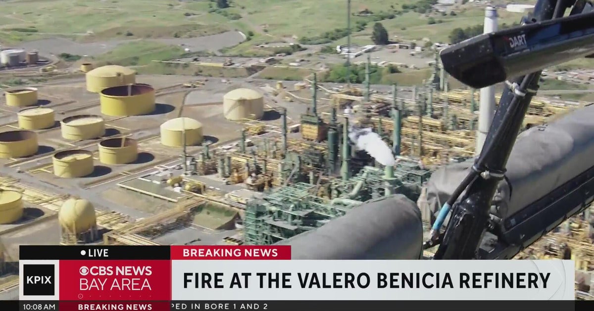 Fire contained at the Valero refinery in Benicia - CBS San Francisco