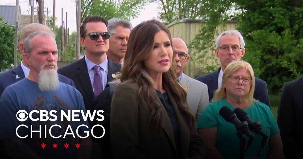 Homeland Security Secretary Kristi Noem visits Springfield - CBS Chicago