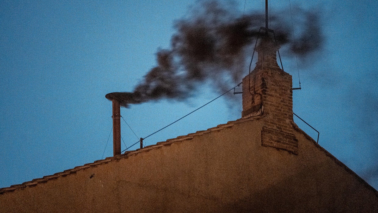 2025 conclave Day 2 brings more black smoke, as cardinals continue ...