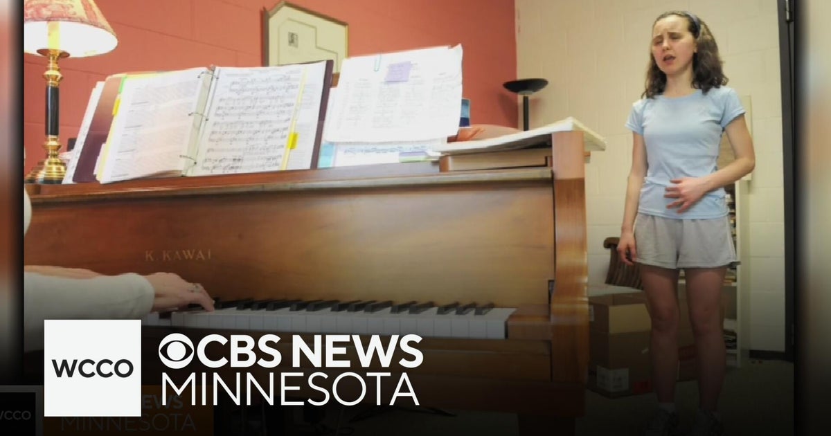 Rachel Hastings, sister from "Love is Blind," inspires the world with ...