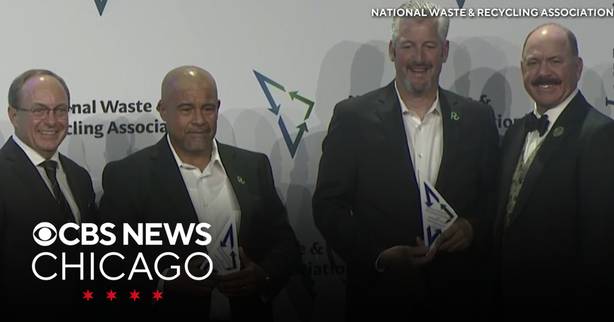 Sanitation workers honor at Oscars of Garbage ceremony - CBS Chicago