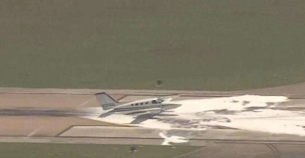 Caught on camera: Plane makes emergency landing at Arlington airport ...