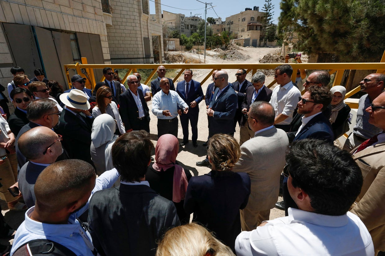 Israel condemned over troops in occupied West Bank firing "warning ...