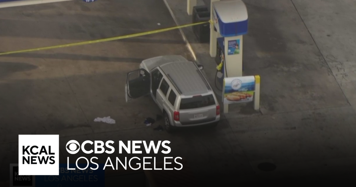 Driver wounded in car-to-car shooting on 710 Freeway in Compton - CBS ...