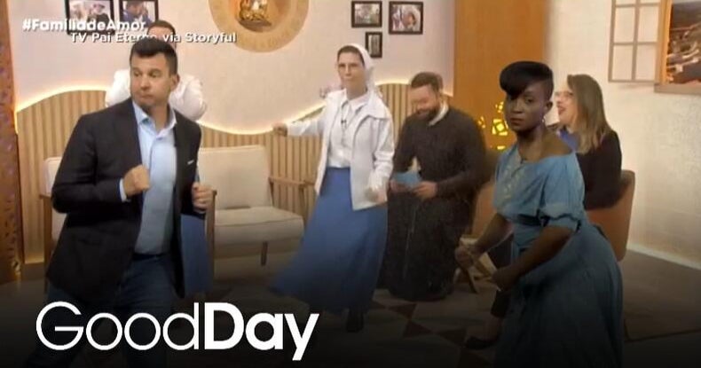 John and Courtney Jam with Beatboxing Brazilian Nuns! - Good Day Sacramento