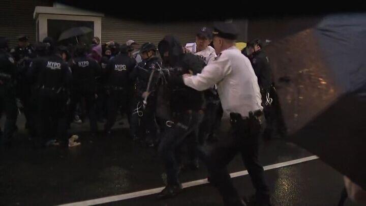 Ali Bauman - CBS News New York