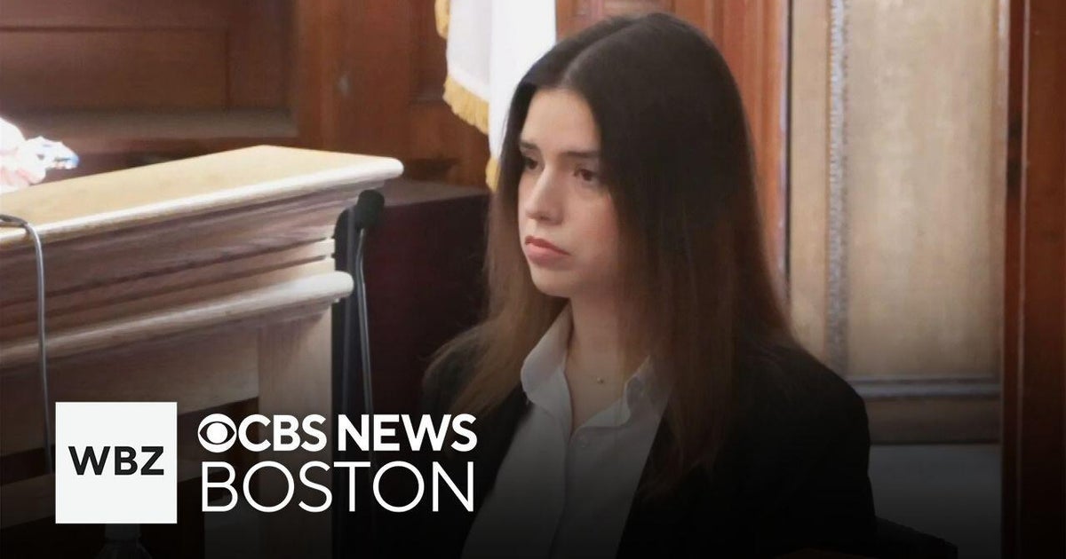 Tense questioning of former Canton police officer Kelly Dever in Karen ...