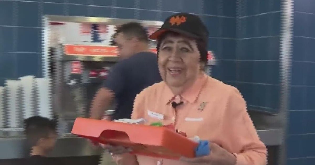 89-year-old Texas Whataburger employee warms customers' hearts - CBS Texas