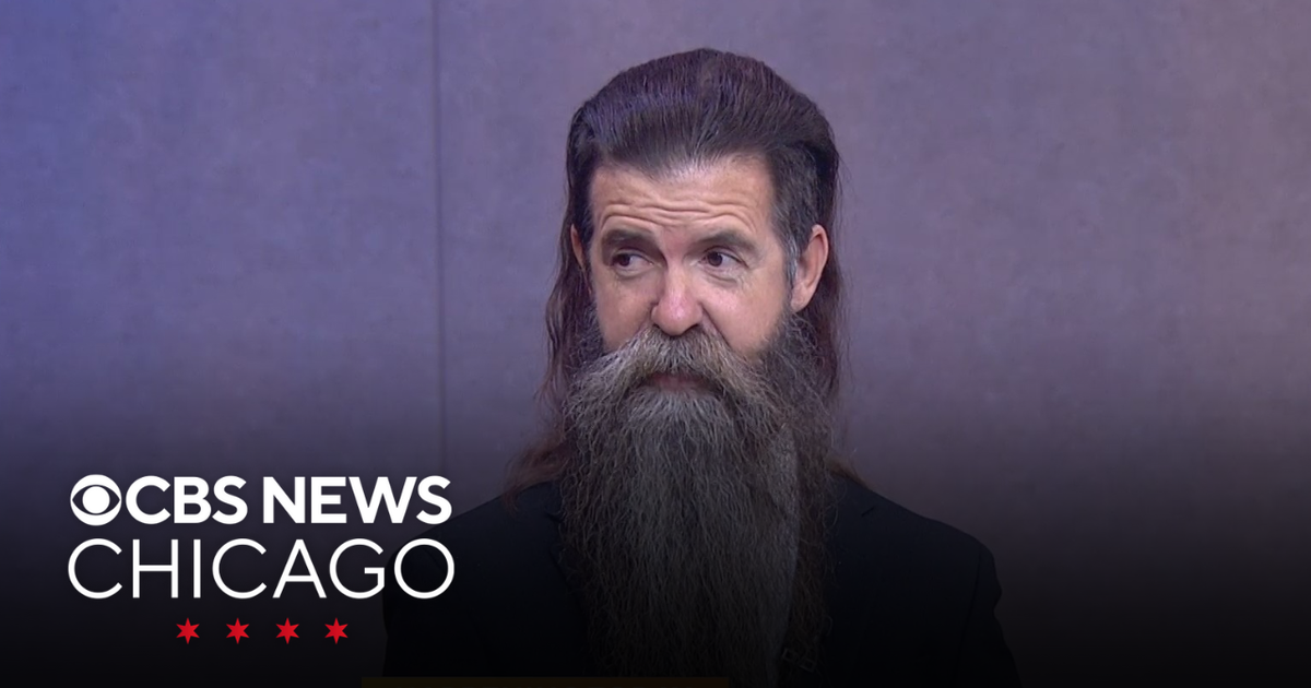"Alligator Robb" known for capturing Chicago's "Chance the Snapper" speaking at Field Museum ...