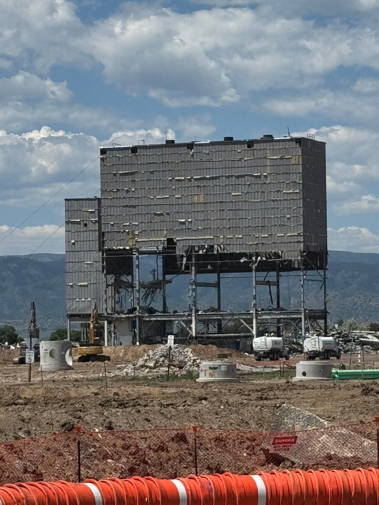 Decades-old Qwest Tower taken down near Denver, could make way for ...