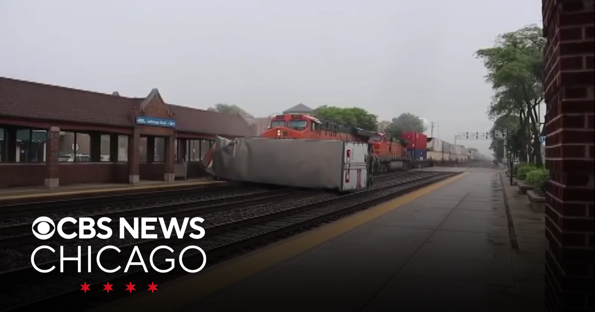 Metra BNSF trains not operating in west suburbs after freight train hits semi in LaGrange - CBS ...