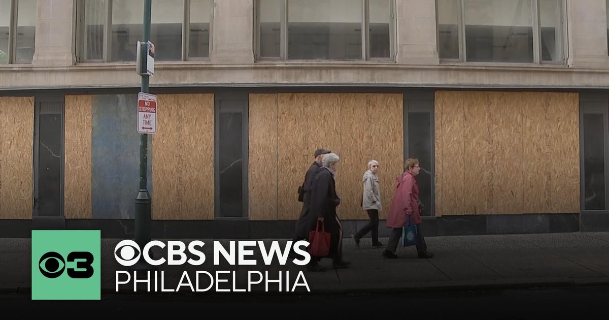 Businesses in Philadelphia boarded up for No Kings protest - CBS ...