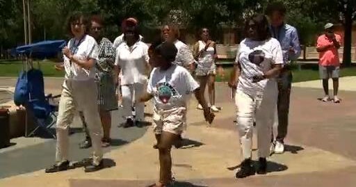 Aurora holds Juneteenth celebration with dancing, music, food - CBS ...