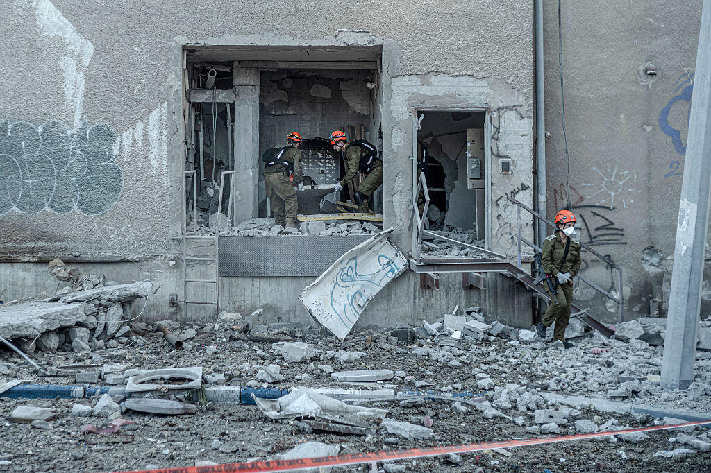 Iranian strike in Israel injures nearly 2 dozen, emergency officials ...