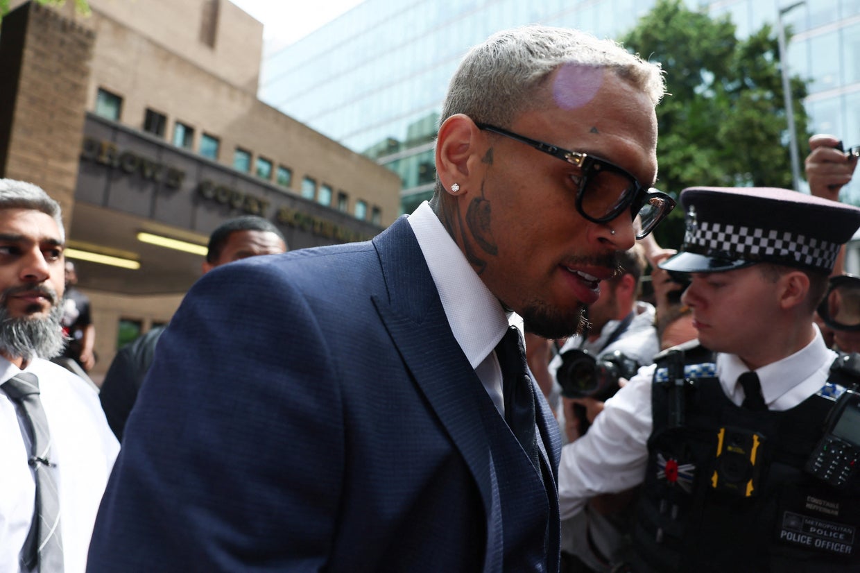 Chris Brown pleads not guilty to beating music producer with bottle in ...