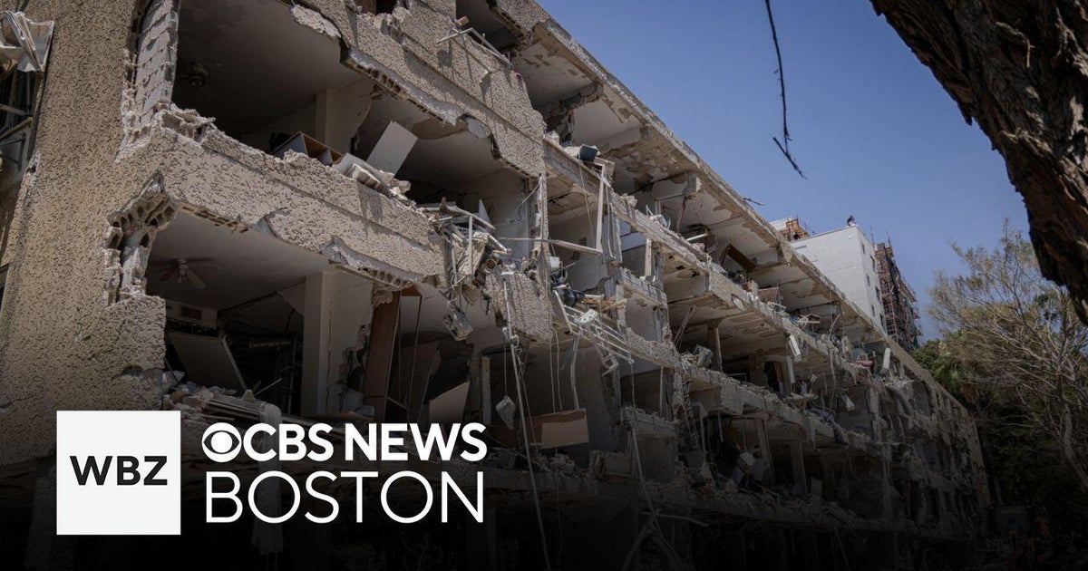 Iran pledges retaliation for U.S. airstrikes, bombing buildings in ...