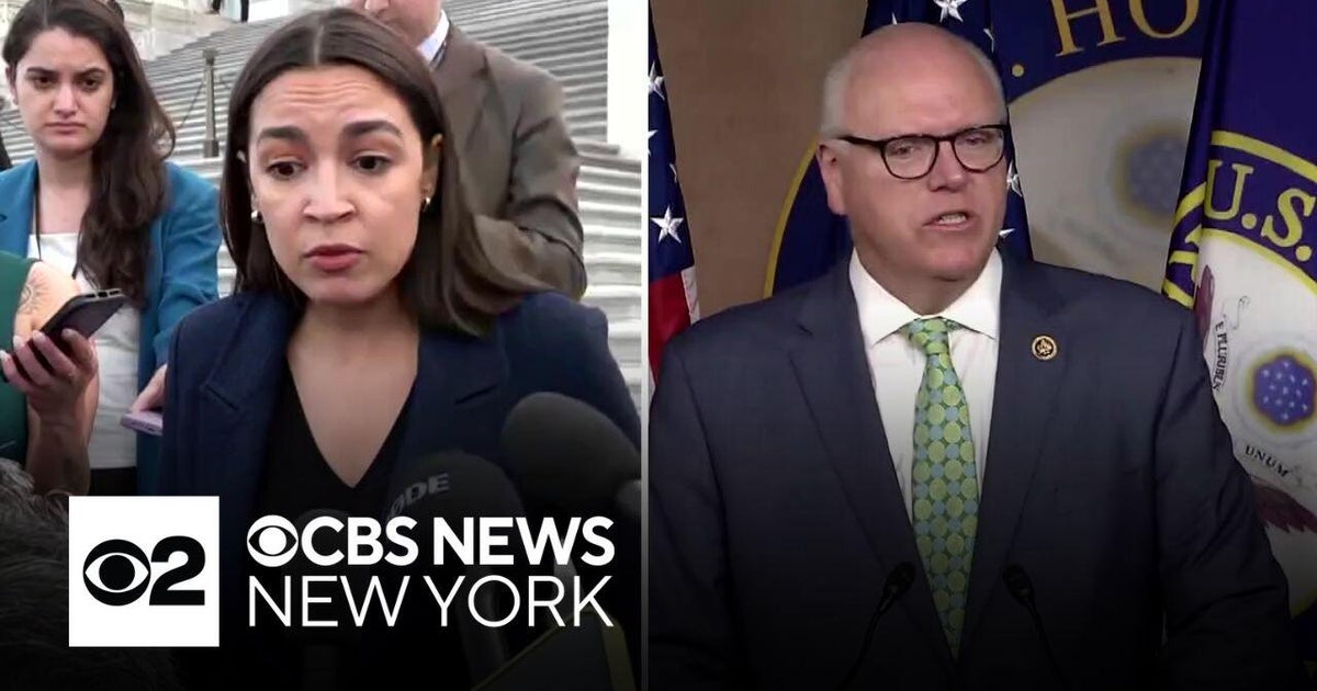 Mamdani poised for an AOC-like upset? Or will Cuomo show NYC wants more ...