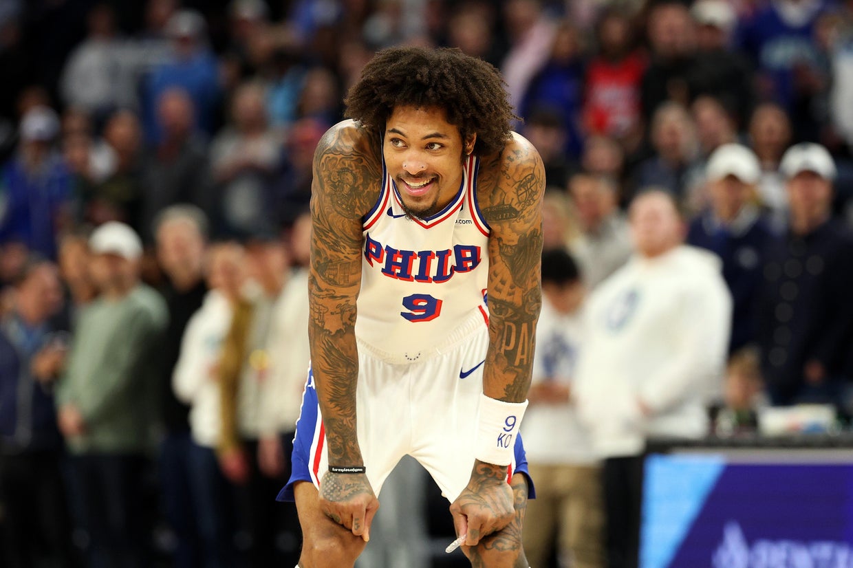 Kelly Oubre Jr Picking Up Player Option To Return To Philadelphia