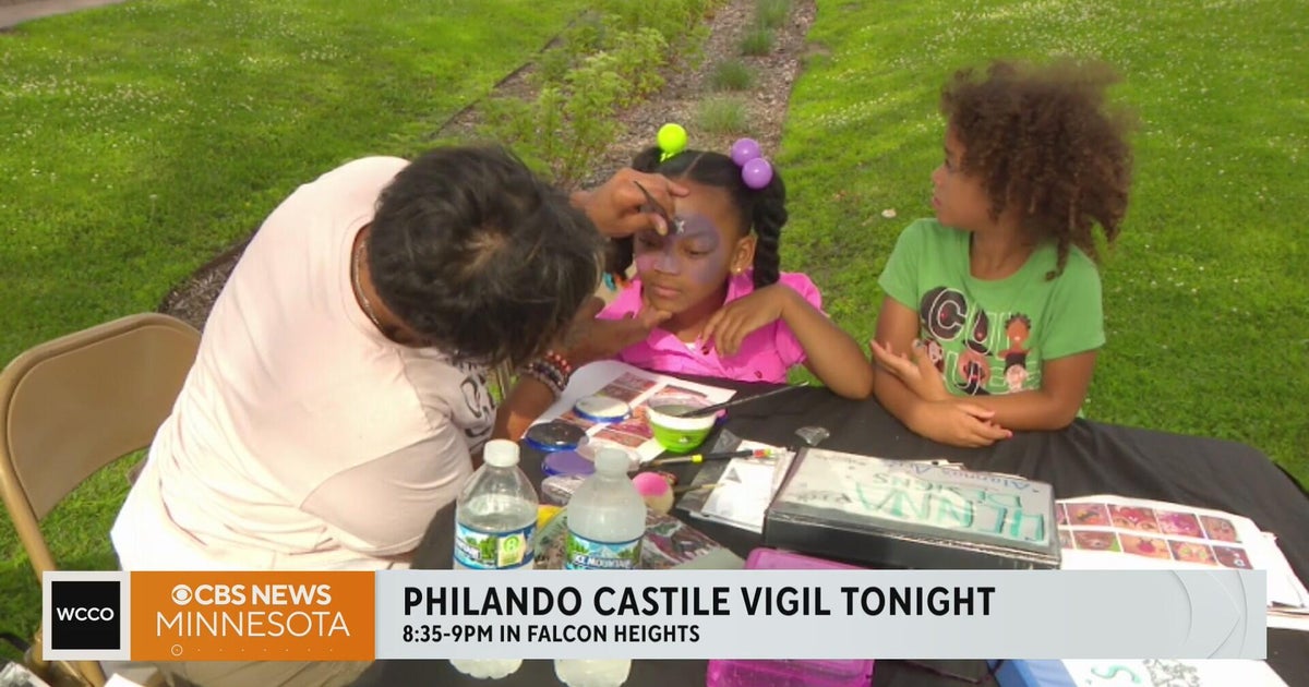 Candlelight vigil to mark 9 years since Philando Castile's death - CBS ...