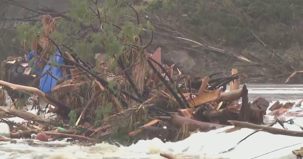Flash flood survivors and everyday heroes emerge in the Hill Country ...