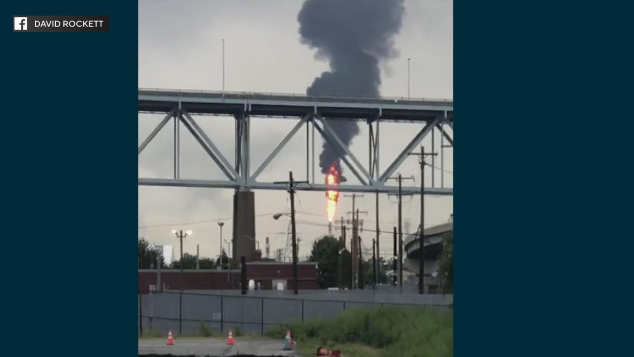 Smoke plume seen near Marcus Hook refinery as gas leak smell reported ...