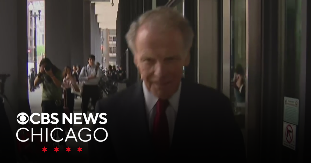 Mike Madigan asks to be released while appealing conviction - CBS Chicago