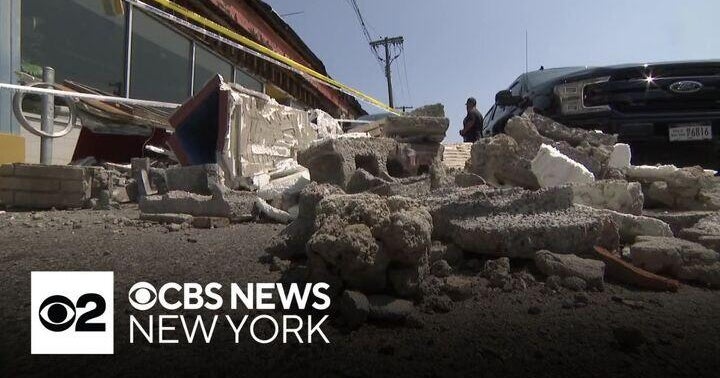 Building owner speaks about Wednesday's facade collapse in Queens - CBS ...