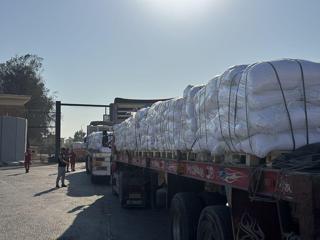 Israel says it's begun daily pauses in fighting in parts of Gaza to let ...