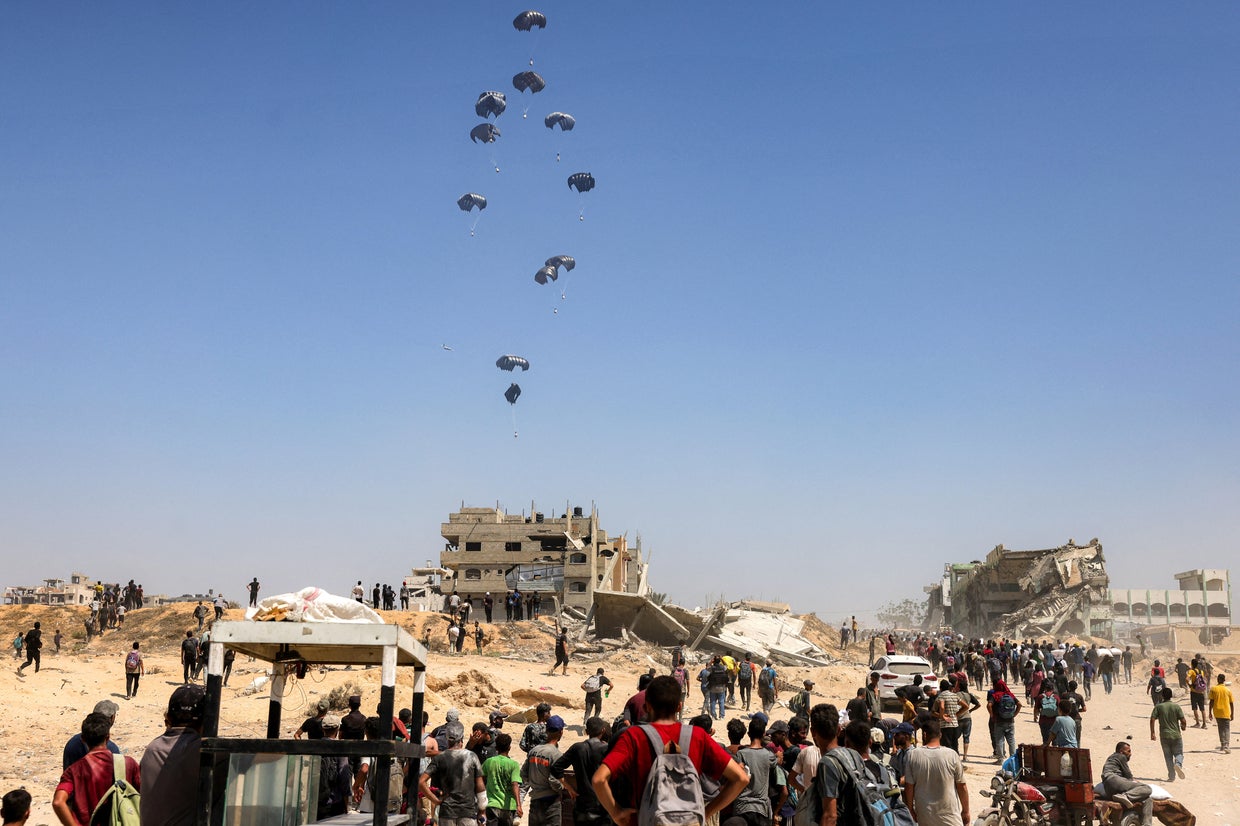 Israel, under pressure, allows more aid into Gaza, but U.N. says it's a ...