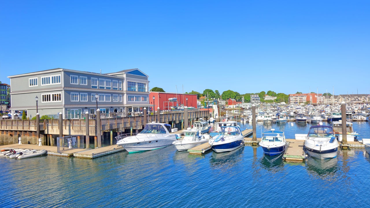 Beverly News news - Today’s latest updates - CBS Boston