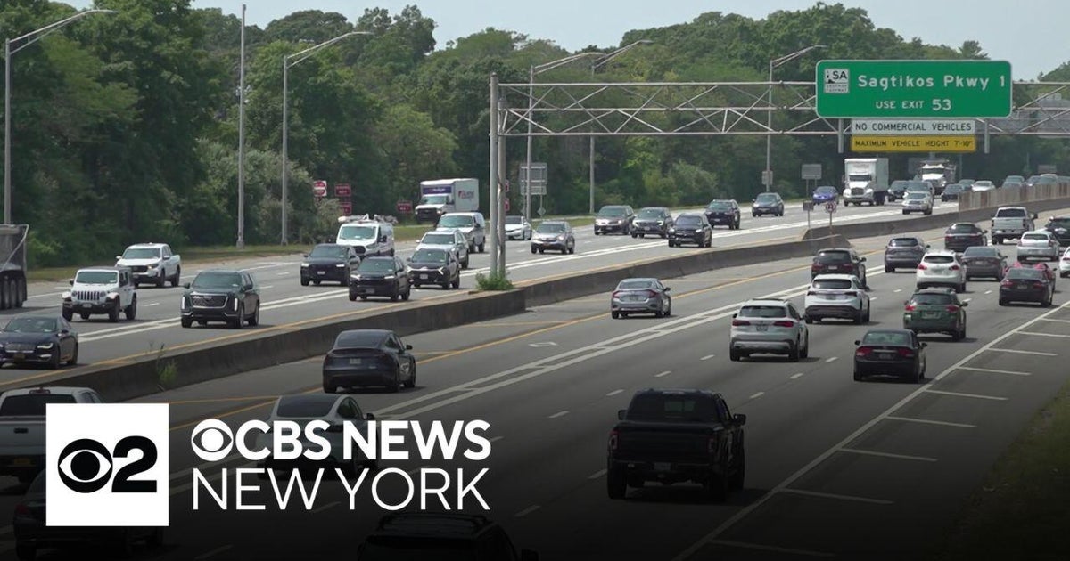 End of EV access to HOV lanes may make traffic worse on LIE, experts ...