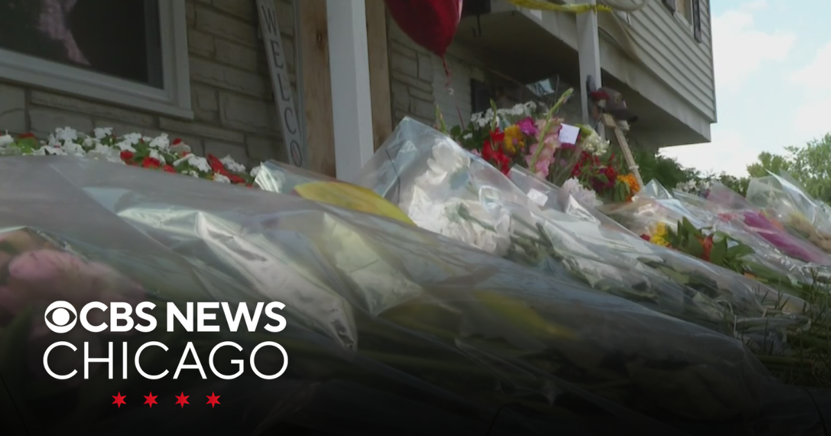 Growing memorial for father, son killed in fire in Streamwood, Illinois ...