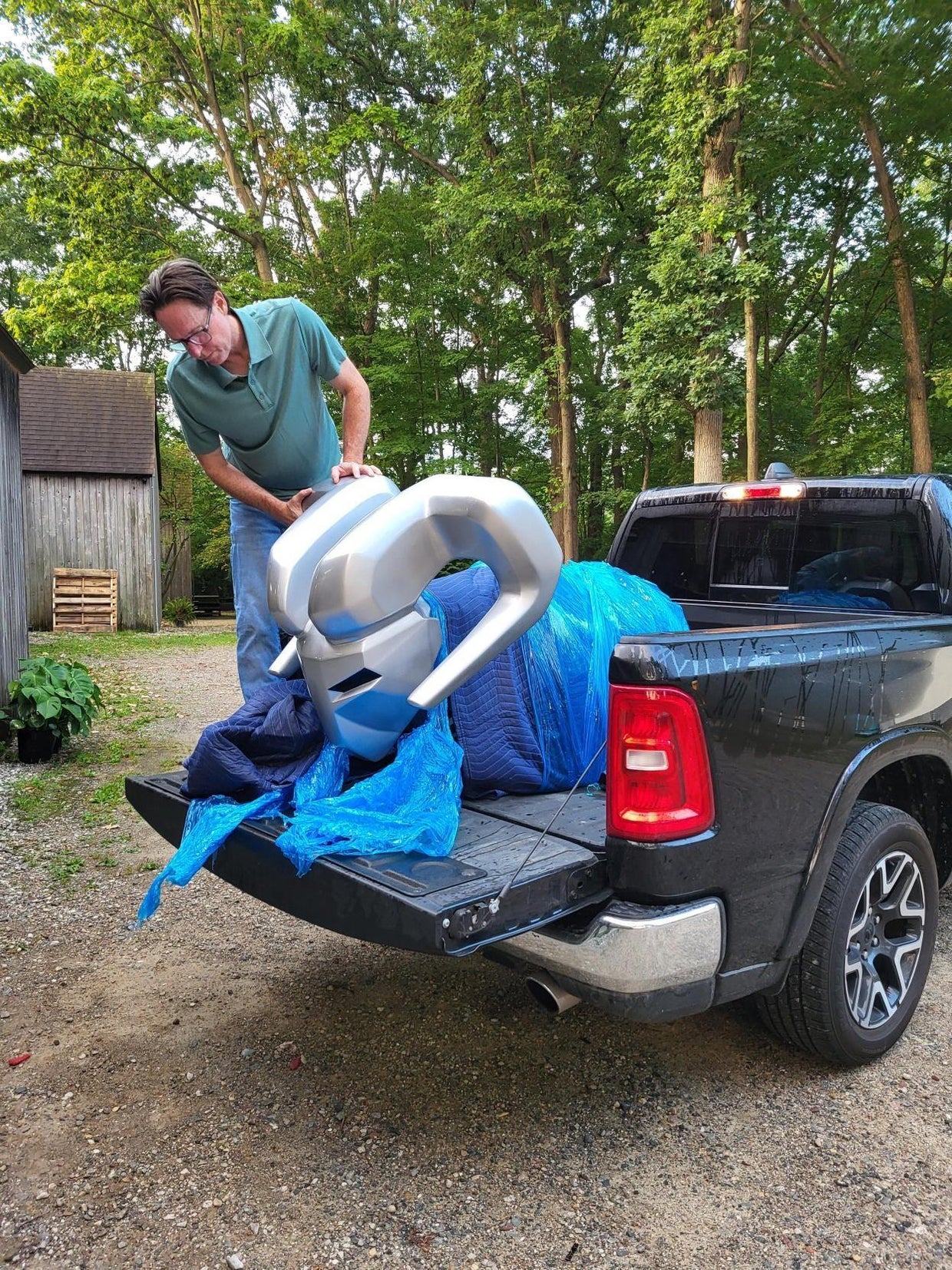 Claims of thief taking $34K Ram mechanical bull in Oakland County were ...