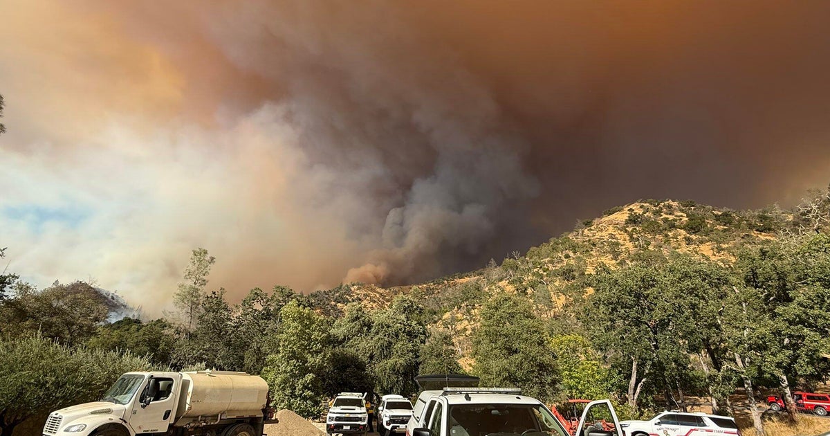 Pickett Fire burning in Napa County prompts evacuations near Calistoga ...