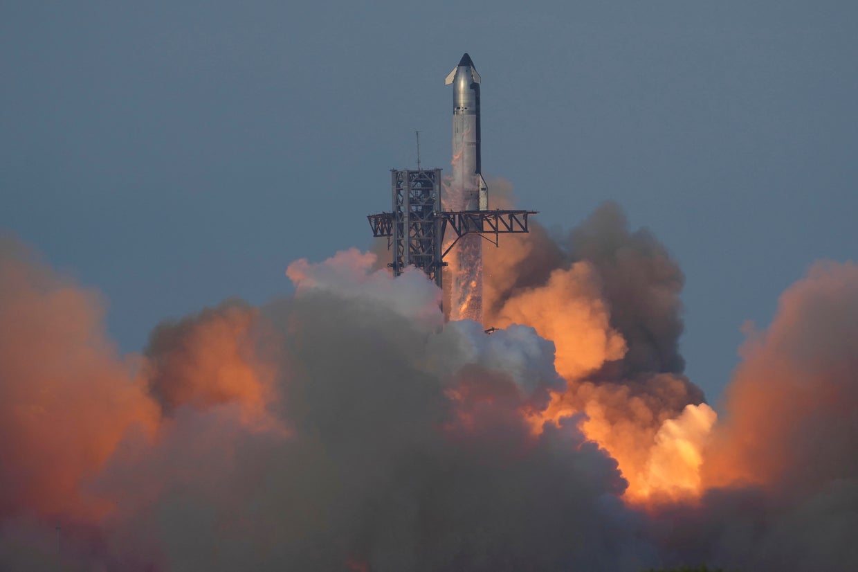 SpaceX launches giant Super Heavy-Starship rocket on critical test ...