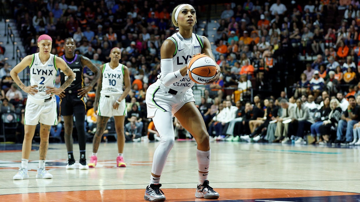 Lynx clinch home court for playoffs with record 31st win, 94-70 over ...