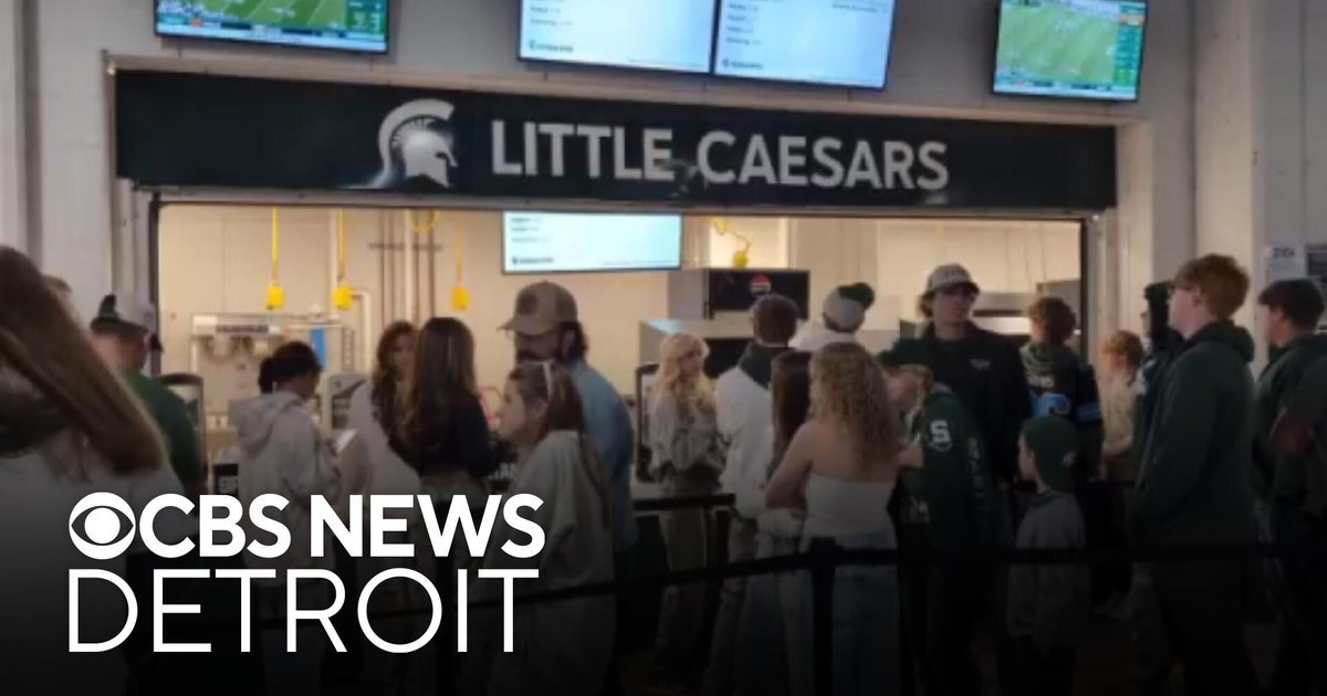 Michigan State fans disappointed with long concession lines - CBS Detroit