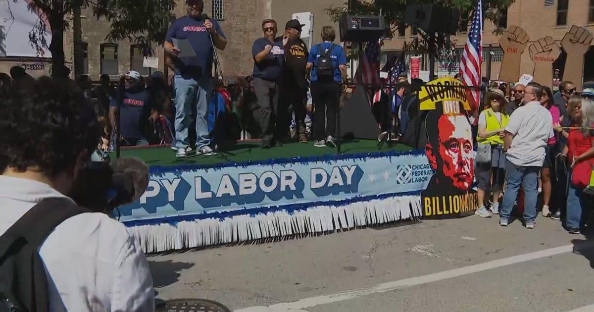 Chicago Labor Day protest opposes Trump policies, ICE operations - CBS ...