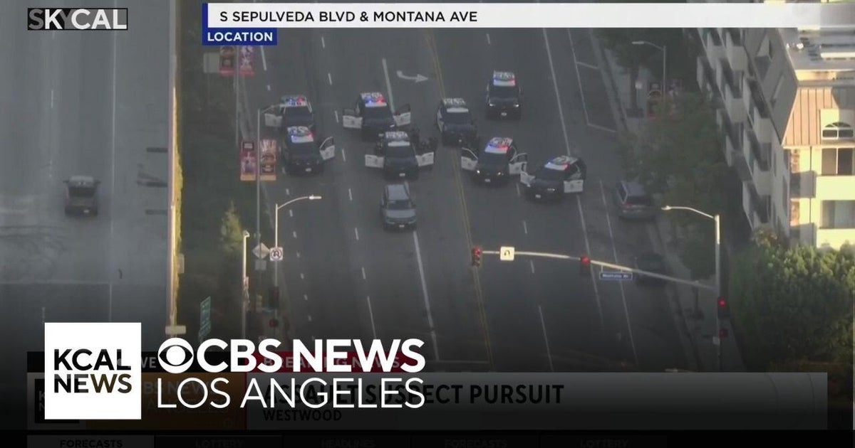 Police are in a standoff with West Los Angeles pursuit suspect - CBS ...