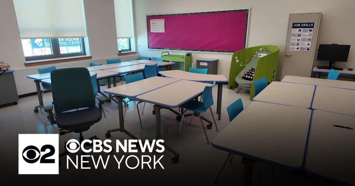 New Queens Innovation Center in Woodside opens for 2025-26 school year ...
