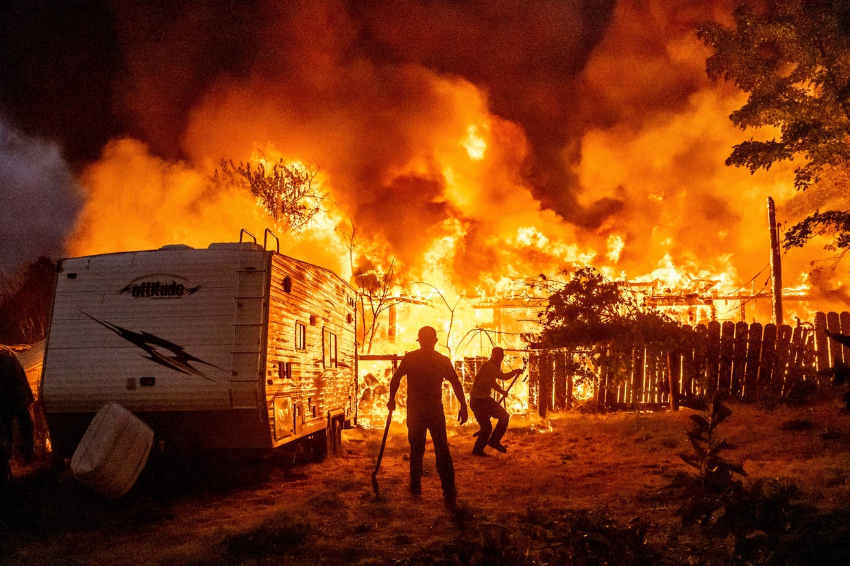 Photos show wildfire burning through historic California Gold Rush town ...