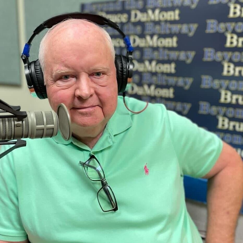 Bruce DuMont, Chicago radio and TV political analyst and Museum of ...