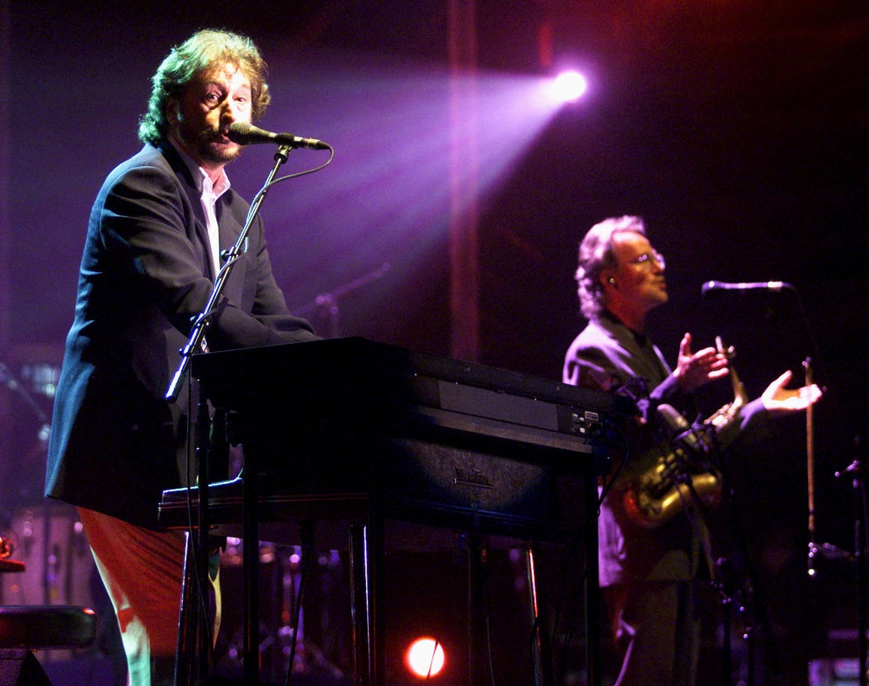 Rick Davies, Supertramp lead singer and co-founder, dies at 81 - CBS News