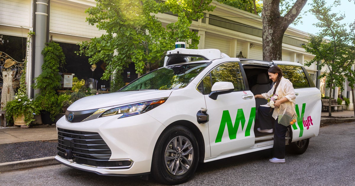 Lyft launches self-driving car service in Atlanta - CBS Atlanta