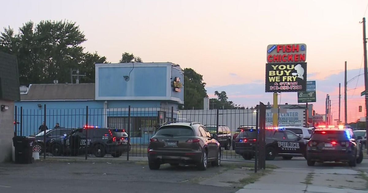 4 people in custody, suspect injured after shooting involving Warren ...